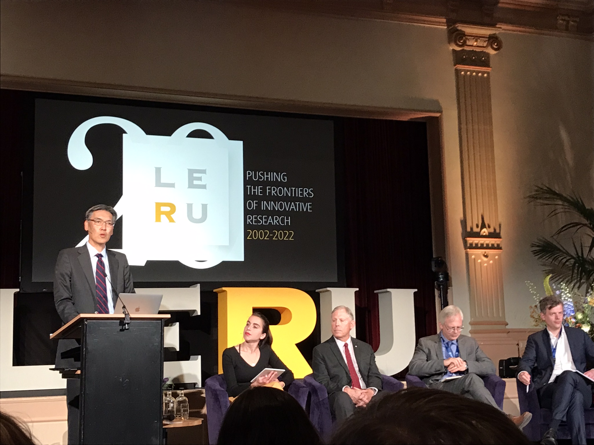 伊藤塾長がRU11を代表し、「Leiden Principles（ライデン原則）」に署名 | Keio University Global ...